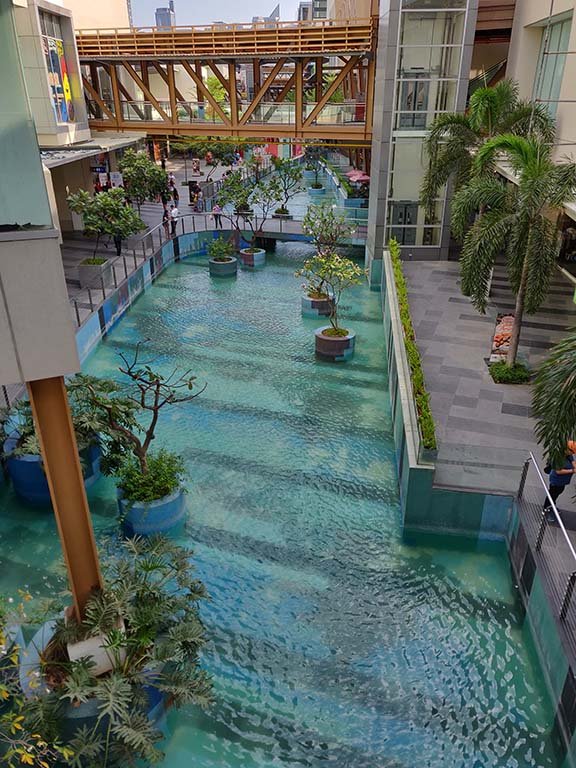 Circuit Lane Makati